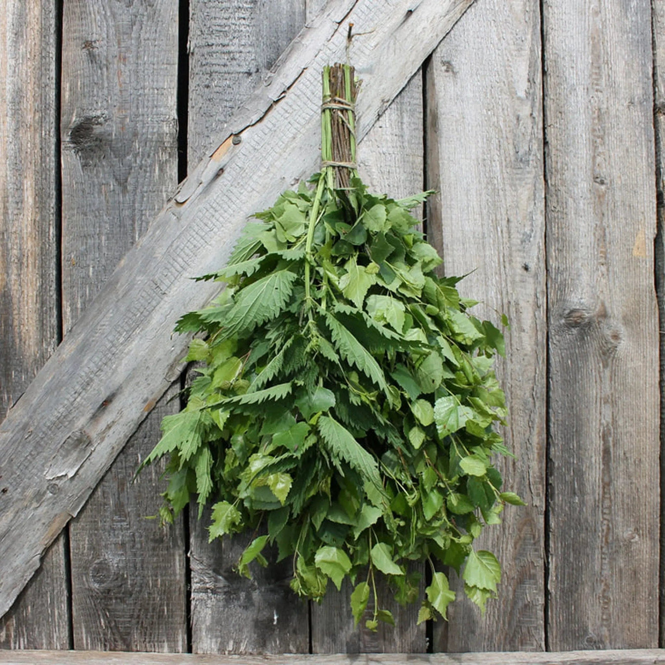 Dried Hand Made Sauna Whisk / Sauna Vihta - Birch & Nettle | Finnmark